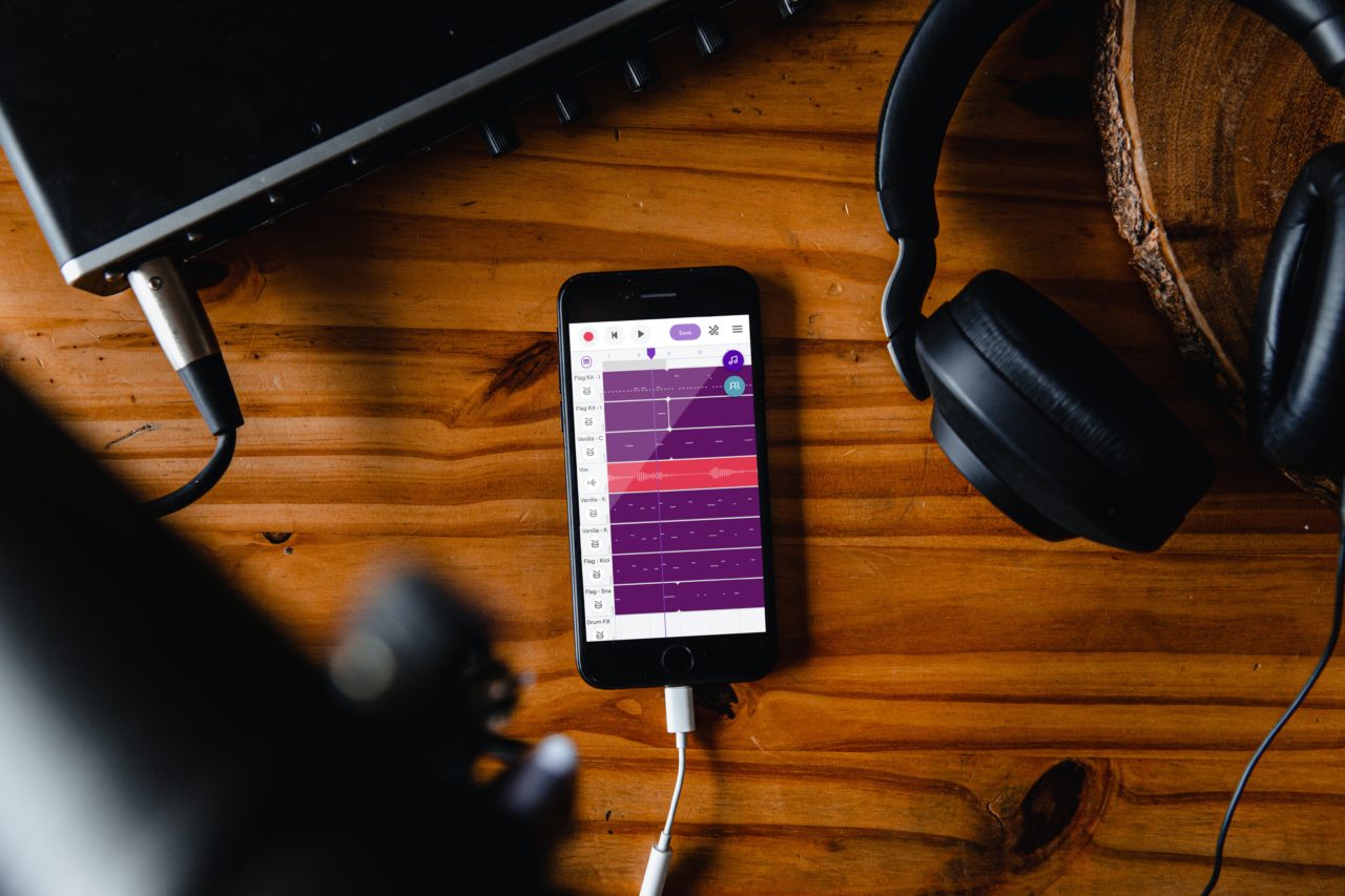 10 Apps Every Music Producer Needs On Their Phones