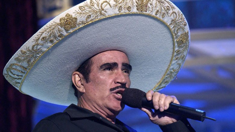 15 Best Spanish Singers You Must Know