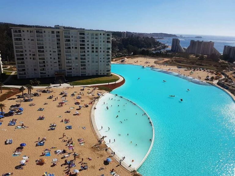 Largest Pool In The World