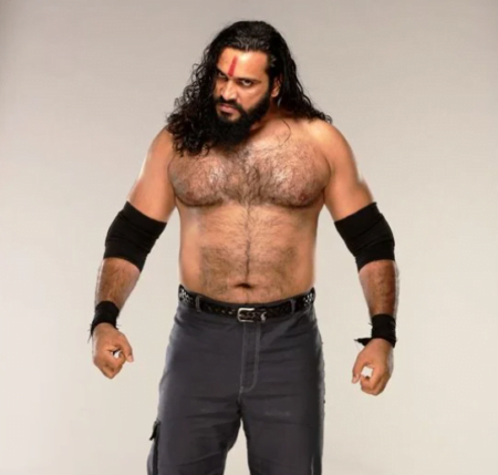 10 Best Indian WWE Wrestlers Of All Time