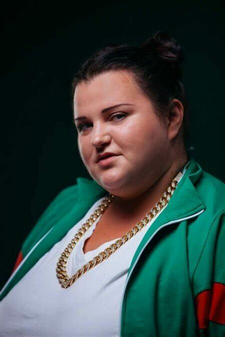 15 Best White Female Rappers Making Waves In Hip-Hop Industry