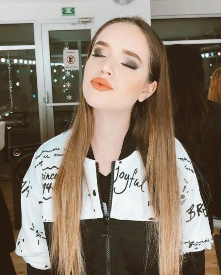 15 Best White Female Rappers Making Waves In Hip-Hop Industry