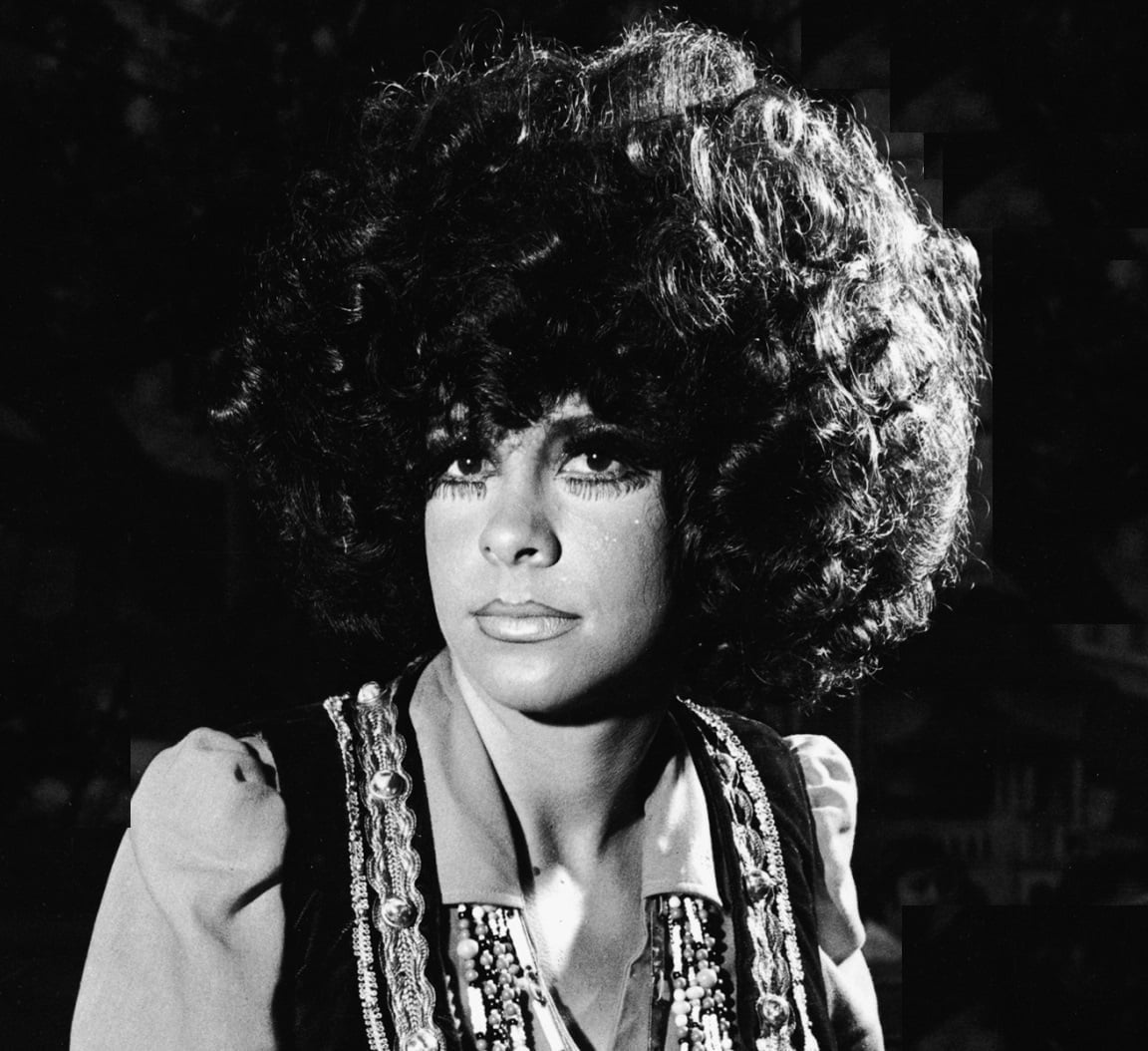 20 Famous Libra Artists & Musicians You Must Know