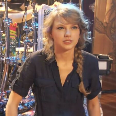 15 Taylor Swift No Makeup Picture You Must See