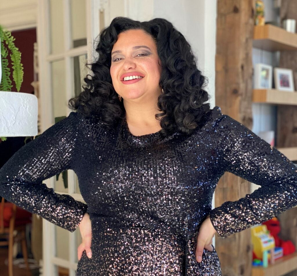 16 Funny Best Asian Female Stand-Up Comedian Of All Time